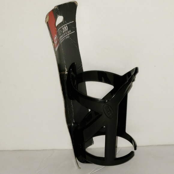 Bell | Other | Nwt Bell Bike Bottle Clinch 20 Poly Cage | Poshmark